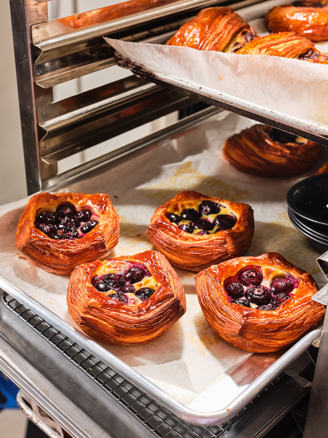 Teeter Bakery - Pastry & Cakes Perth